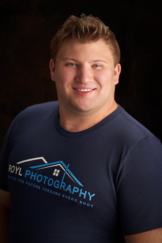 Get to know our featured photographer, Tyler Smith of Royl Photography
